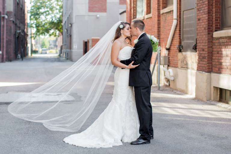 Justin & Halie I Sanctuary on Penn | Carpenter Photo